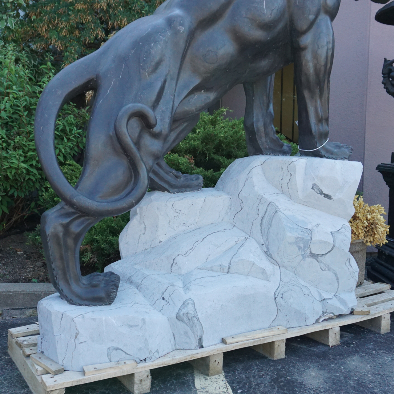 Marble Tiger on Rock Lifesize - IronGate Garden Elements